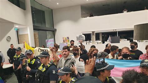 Protesters Clash Over Drag Story Time Event At City Of Monash Council Meeting Au