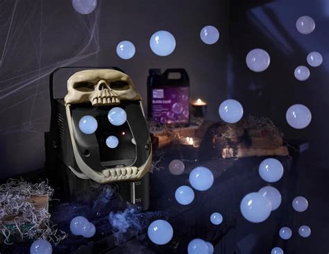 Skull Bubble Fogger Machine Creates Fog Filled Bubbles The Green Head