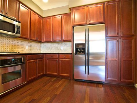 Updating Kitchen Cabinets Pictures Ideas And Tips From Hgtv Hgtv