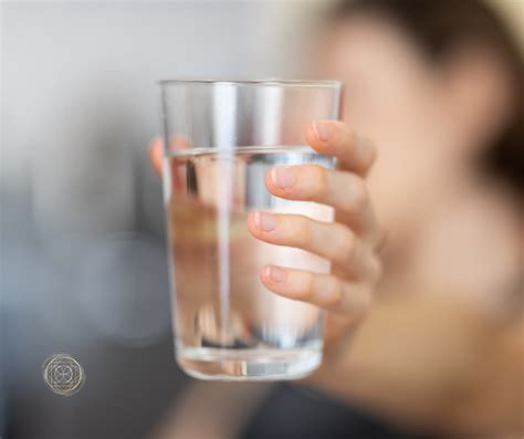 6 Potential Health Benefits Of Drinking Structured Water Daily