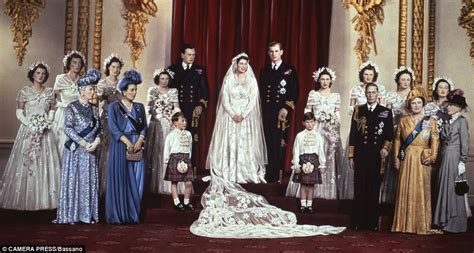 Queen Elizabeth And Philips Platinum Anniversary Romance In Pictures