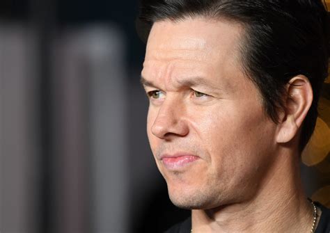 2736x1851 2736x1851 Mark Wahlberg Background Coolwallpapersme