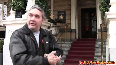 Real Amsterdam Hooker Handling Cum Load From Tourist Eporner