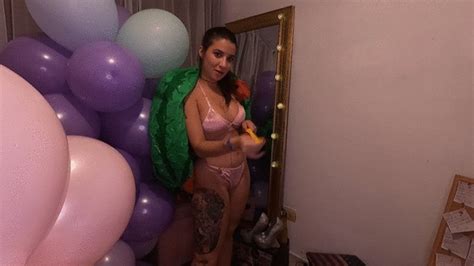 B2p Balloon Yelloow18 Missrossario Clips4sale