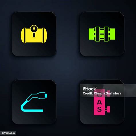 가스 충전소 차량용 탱크 전기 케이블 플러그 충전 및 금속 파이프 및 밸브를 설정하십시오 검은색 사각형 버튼입니다 벡터 0명에