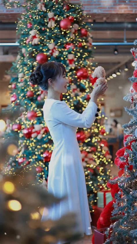 Young 추억만들기💕 설국 첫눈 하얀세상 눈오는날 ️ 눈사람☃️ 갯골생태공원 Instagram