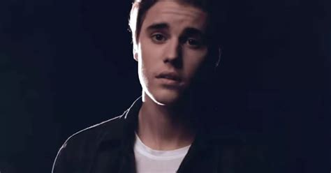 Justin Bieber Brushes Off Naked Photo Drama By Sharing A Semi Naked Photo Of His Own Irish