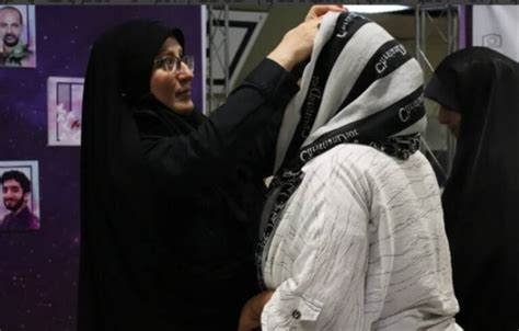 ماجرای پاساژگردی دختران بی حجاب عکس