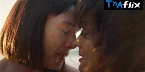 Carla Gugino Lesbian Scene In Leopard Skin Tnaflix Com