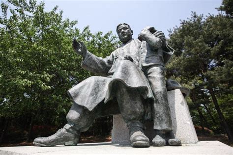 B포토 100주년 어린이날 앞둔 소파 방정환 동상 네이트 뉴스