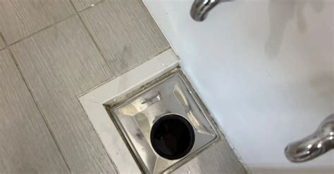 이번에 아파트 이사하면서 이사청소 업체를 처음 이용해봤는데 정말 만족스러웠습니다 예약부터 청소 완료까지 전 과정이 매우 친절하고 체계적이었고 시간 약속도 정확하게 지켜