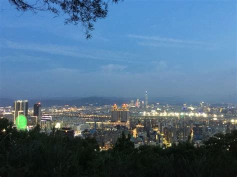 20180526劍南山百萬夜景夜爬活動o型 愛岳淨山 健行筆記