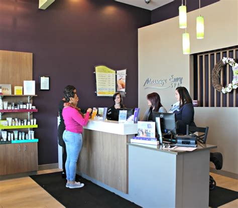 What To Wear To Massage Envy The Ultimate Guide To Massage Clothing