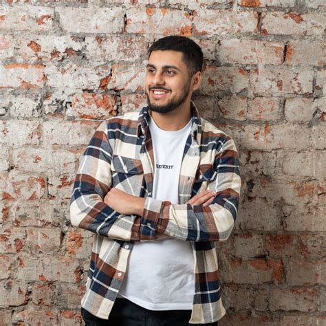 Umar Dabharia Linkedin