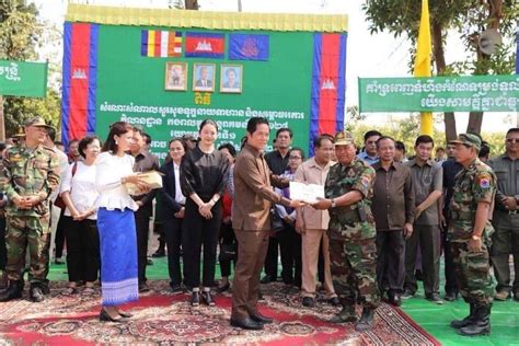 ឯកឧត្តម ឃួង ស្រេង អភិបាលរាជធានីភ្នំពេញ