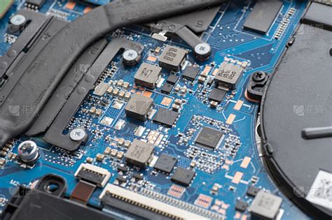 专业维修电脑、笔记本电脑、电路板。宏 特写