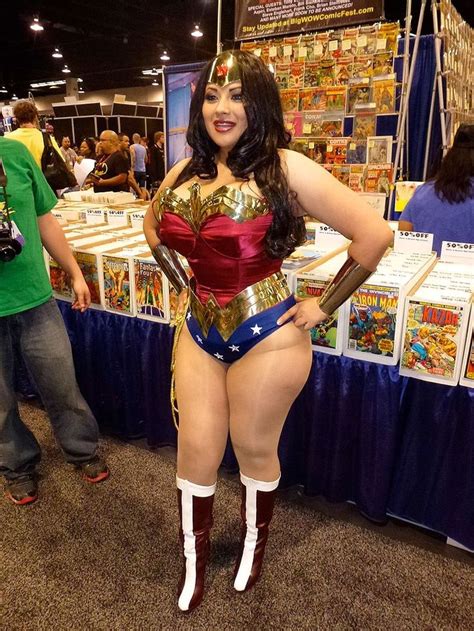 Pin On Wonder Woman Cosplay