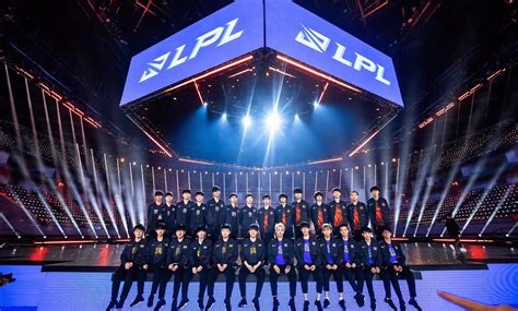 峡谷晚报：全球22支战队晋级世界赛 Lpl“凤e麒软”出征赛区
