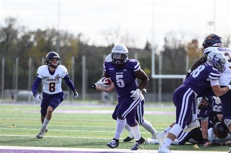 Westerns Keon Edwards Headlines U Sports Players Of The Week Following 260 Yard Performance