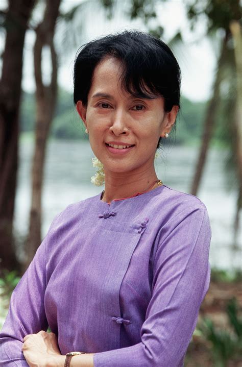 Aung San Suu Kyi Biography And Facts Britannica