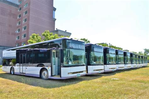 U Ev 鴻海集團電動巴士model T正式交付臺南府城客運，打造府城運輸新美學 U Car新聞