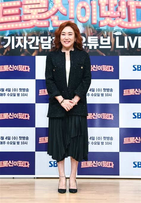 포토 주현미 부담없는 즐거움 드릴게요 트롯신이 떴다