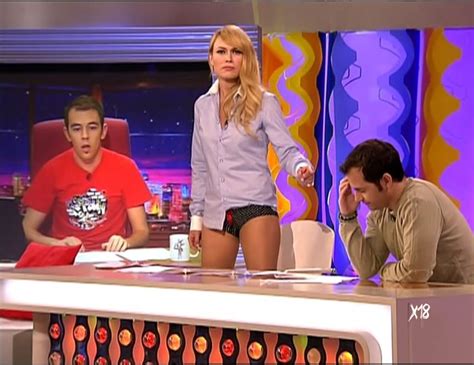 Naked Patricia Conde in Sé lo que hicisteis la última semana