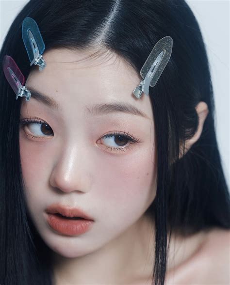 Pin En Seoajjin En 2024 Inspiración Para Maquillaje Poses Para Retrato Ideas Para Retrato