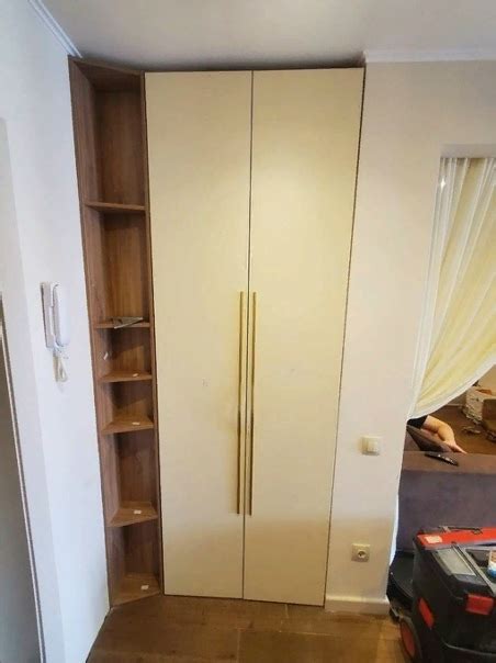 Рациональное использование пространства Шкаф в нишу Шкаф с распашными дверями Небольшой но