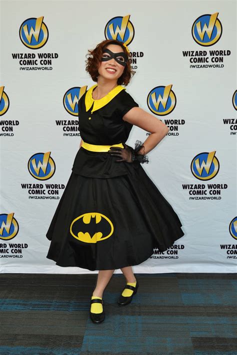 Ellie Moonjelly As Vintage Batgirl Dc Ellie Loves Cosplay