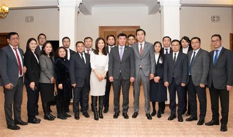 Цахим засаглалын суурь хуулийн төслүүдийн эцсийн хэлэлцүүлгийг хийлээ Мэдээлэл холбооны