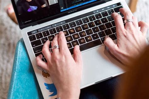 How To Add Hydra Bot To Discord Leveling Up Your Discord Server Cpu Forever