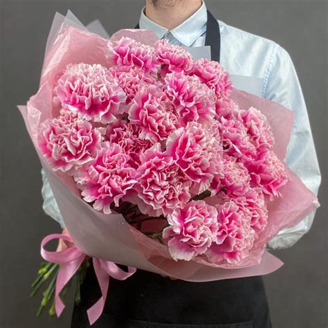 Цветы с доставкой по Москве недорого - заказать букет живых цветов ...