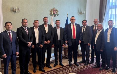 ИЗВЪНРЕДНО В ПИК Поредна община се присъедини към стратегията на Пеевски за регионите