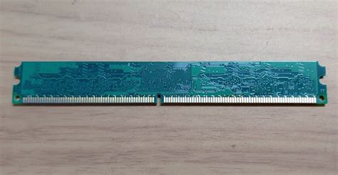 Kingston 金士頓 Ddr2 800 1gb Ram桌上型 Ddr Ii 記憶體 窄版 電腦及科技產品 桌上電腦或筆記型電腦在旋轉拍賣