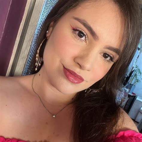 Ellen Santos Ellen Santos Threads Say More