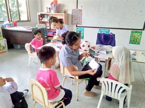 ตรวจสุขภาพเด็กนักเรี โรงเรียนทินกรพิทยานุสรณ์ แผนกอนุบาล