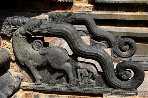 26 Yali Pillar Ideas Indian Sculpture Temple Art Ancient Indian Architecture