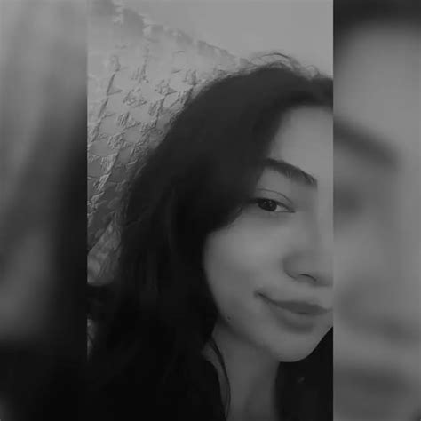 Eya🦋🤍 Ayaeya0 • Threads Say More