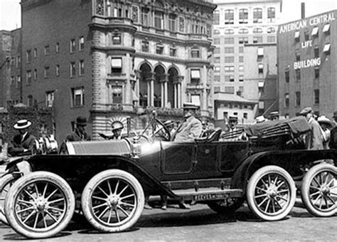 好きな人は悶絶必至絶妙にダサくない独創的なデザインの自動車 選 DNA Vehicles Antique cars Automobile