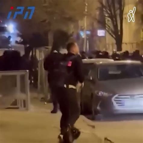 ტიტუშკები ტვ პირველის გადამღებს ჯგუფს თავს დაესხნენ და სასტიკად სცემეს