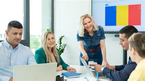 Запознај нè