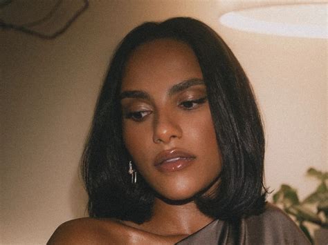 The Razored Bob Is The Versatile Haircut Thats Set To Blow Up This