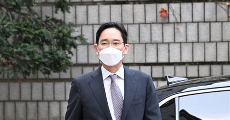 [포토]법정으로 향하는 이재용 삼성전자 회장