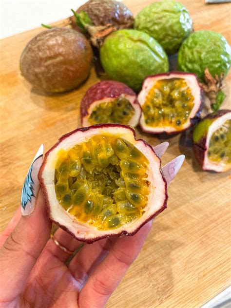 A Refreshing Passion Fruit Lemonade With Fresh Passionfruit Ta Daa