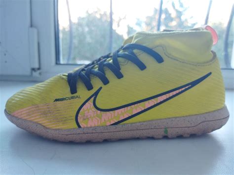 СОРОКОНІЖКИ Nike Mercurial кросівки дитячі кроси взуття для футболу 500 грн Футбол