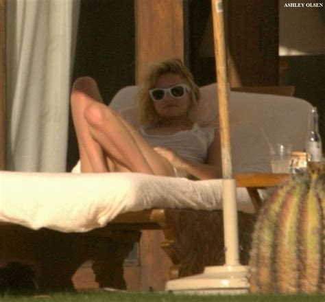 Naked Ashley Olsen Added By Bot