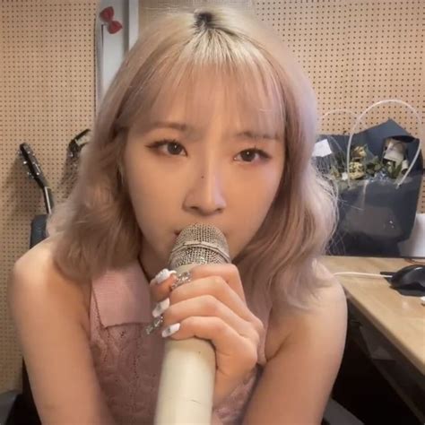 Haseul Loona Girl Kpop Idol