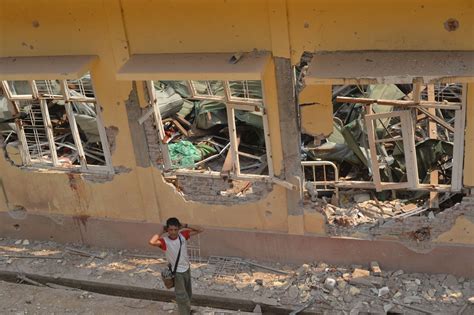 ဖလမ်းမြို့၊လုံသဲမ်ကျေးရွာကျန်းမာရေးဆေးပေးခန်းကိုစစ်ကောင်စီ ဗုံးကြဲ၊ ၆