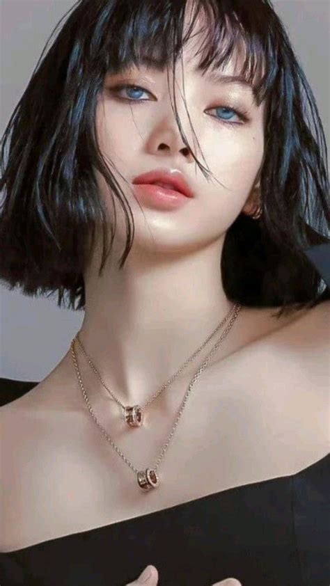 صورة ليسا من بلاك بينك Short Hair Styles Attractive People